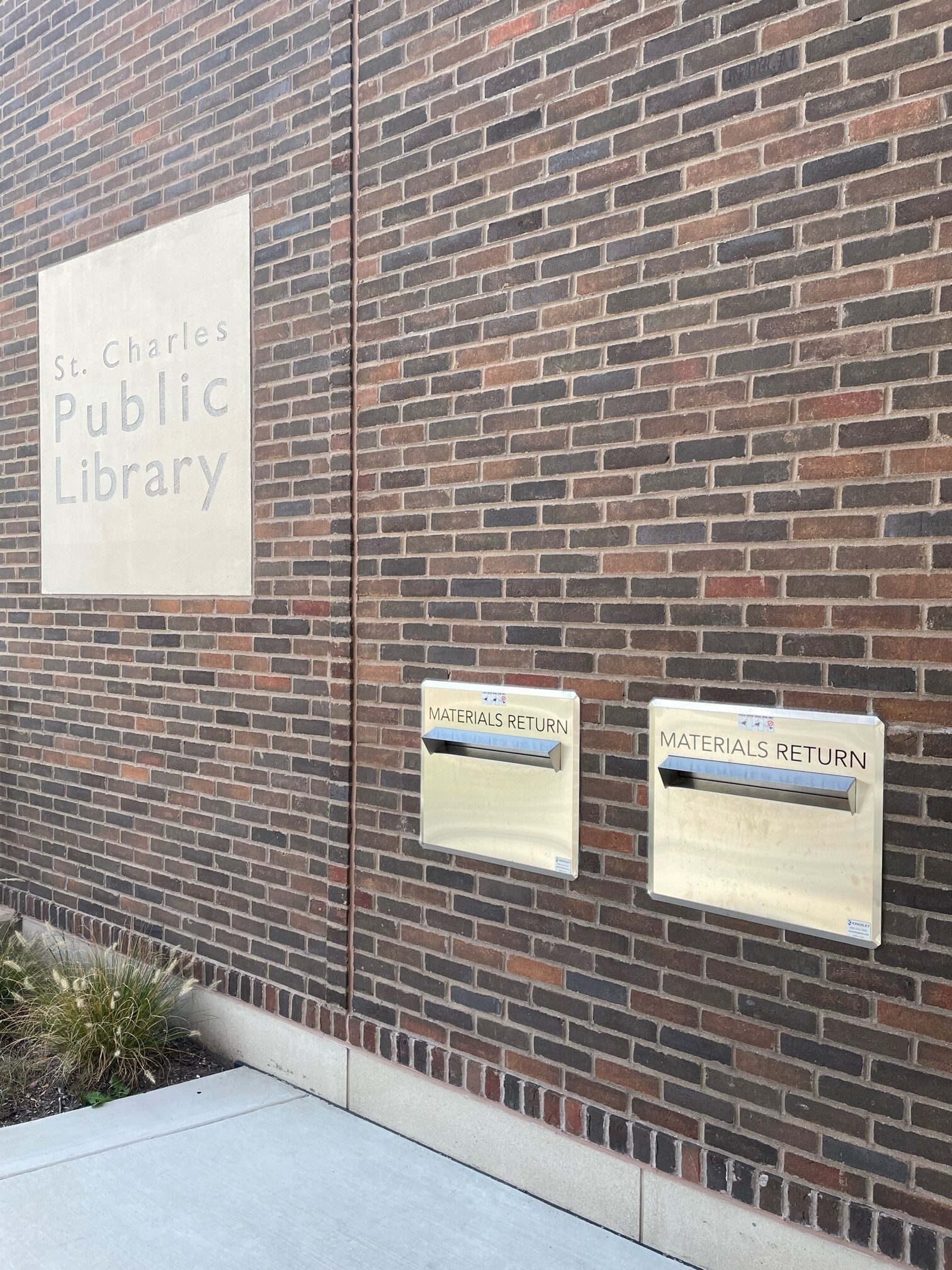 Book Return - St. Charles Public Library